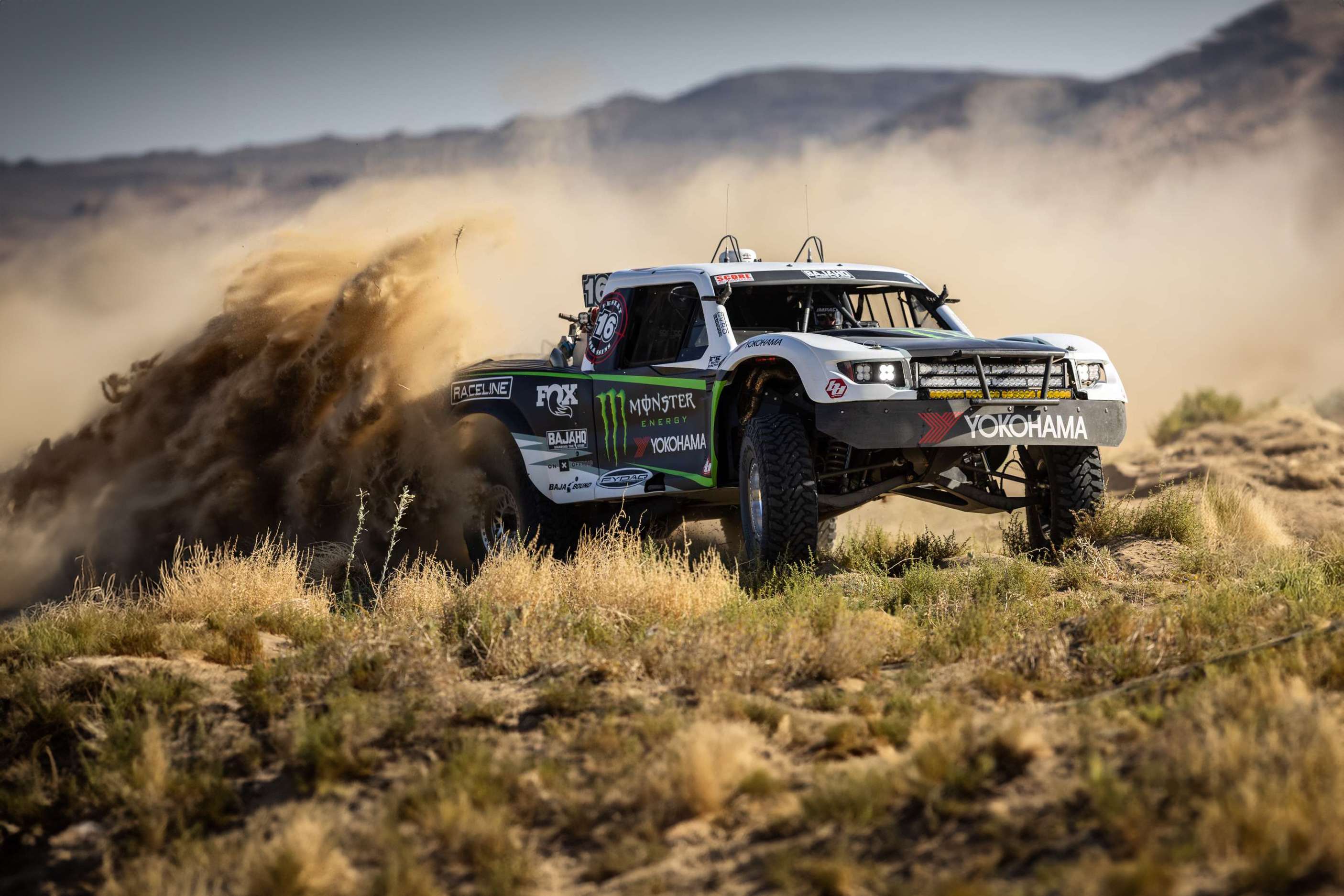 Cameron Steele and Yokohama Join Forces - SCORE International